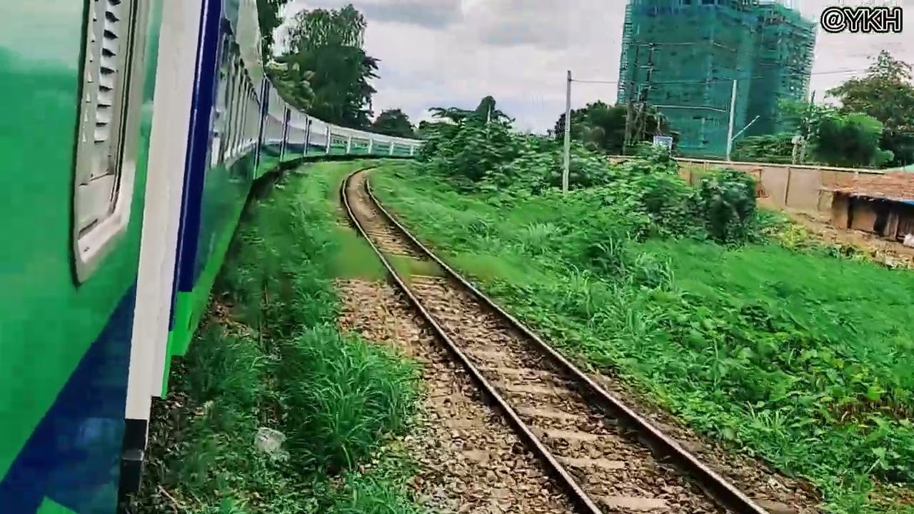 5up Air Cushioned Bogie Train with DF-2098 Loco (Myanmar Railway 2020 ...