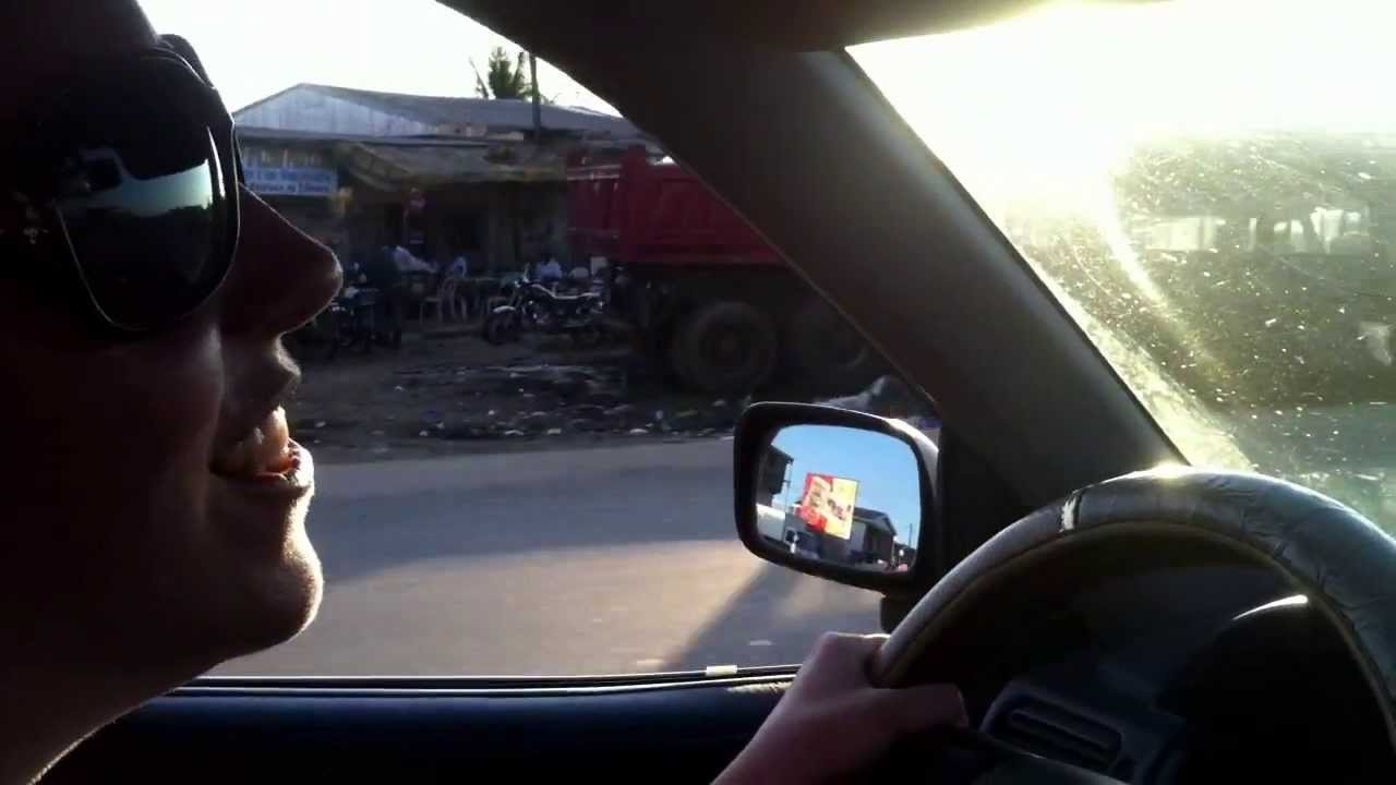 Chauffeur Blanche: Driving a taxi in Douala, Cameroon! - YouTube