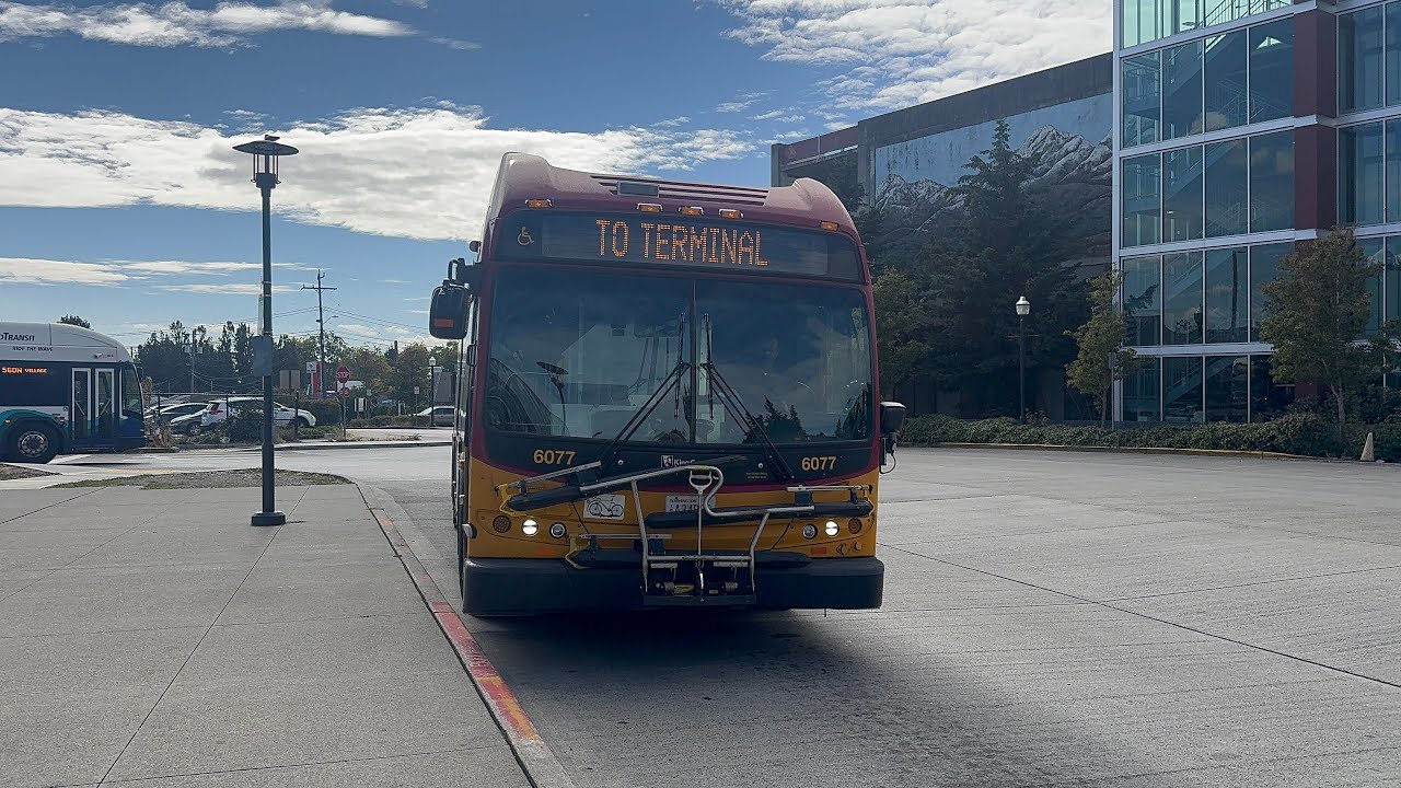 King County Metro & Sound Transit Bus Action @ Burien Transit Center 9 ...