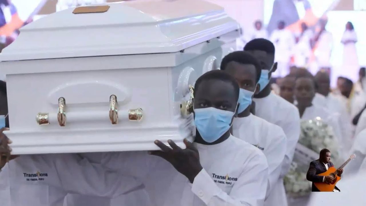 Sad!! See how Kofi Kodua Anto aka KODA body was carried away with Elder ...