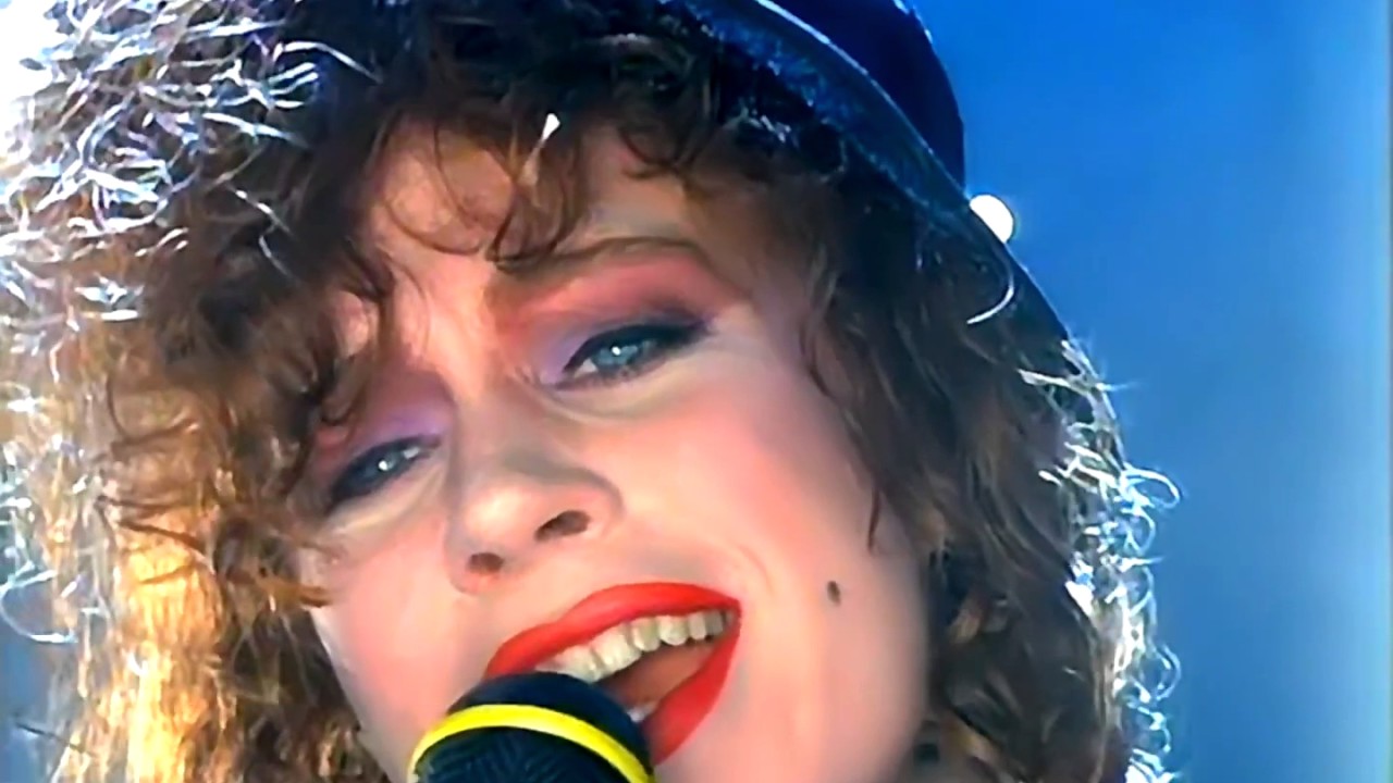 Communards - Don't Leave Me This Way [HD] (1986) - YouTube