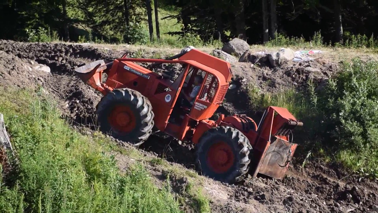 Timberjack 225D (from 1979), 230 (1967) and Ford County - Les Cognées ...