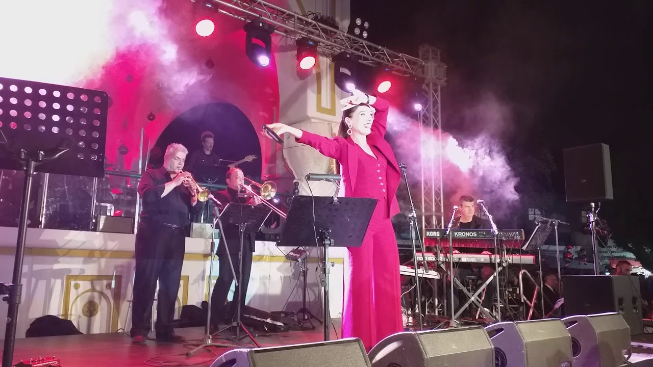 Δαρα Φωτεινη - YouTube