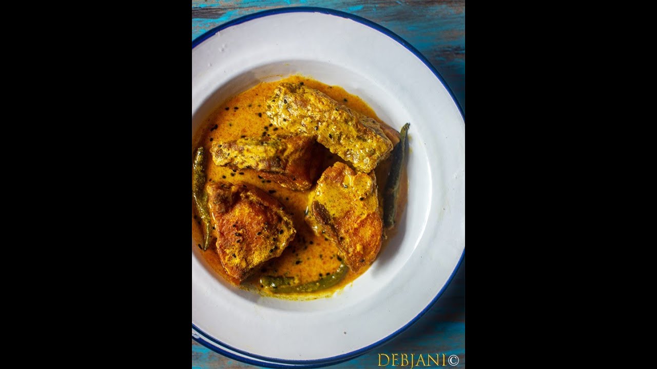 How to make sarso fish curry - YouTube