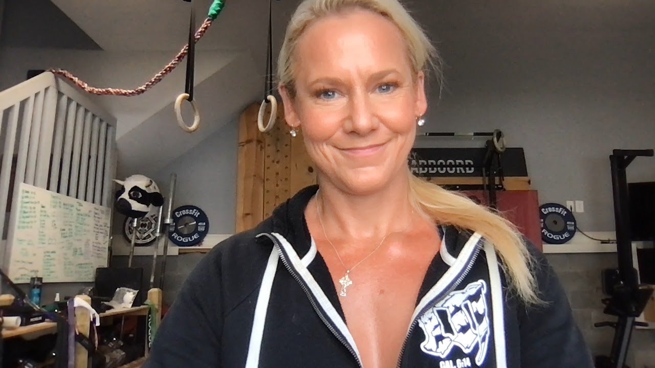 M|30 Live with Elly Home Workout - YouTube