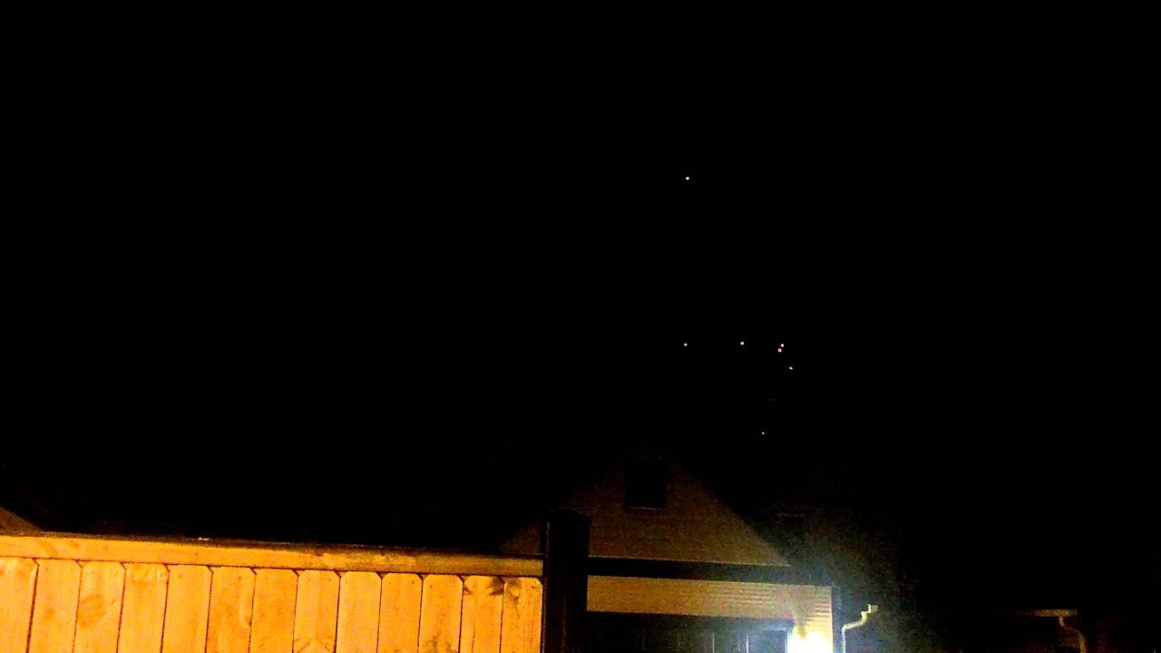 UFOs over Indianapolis - YouTube
