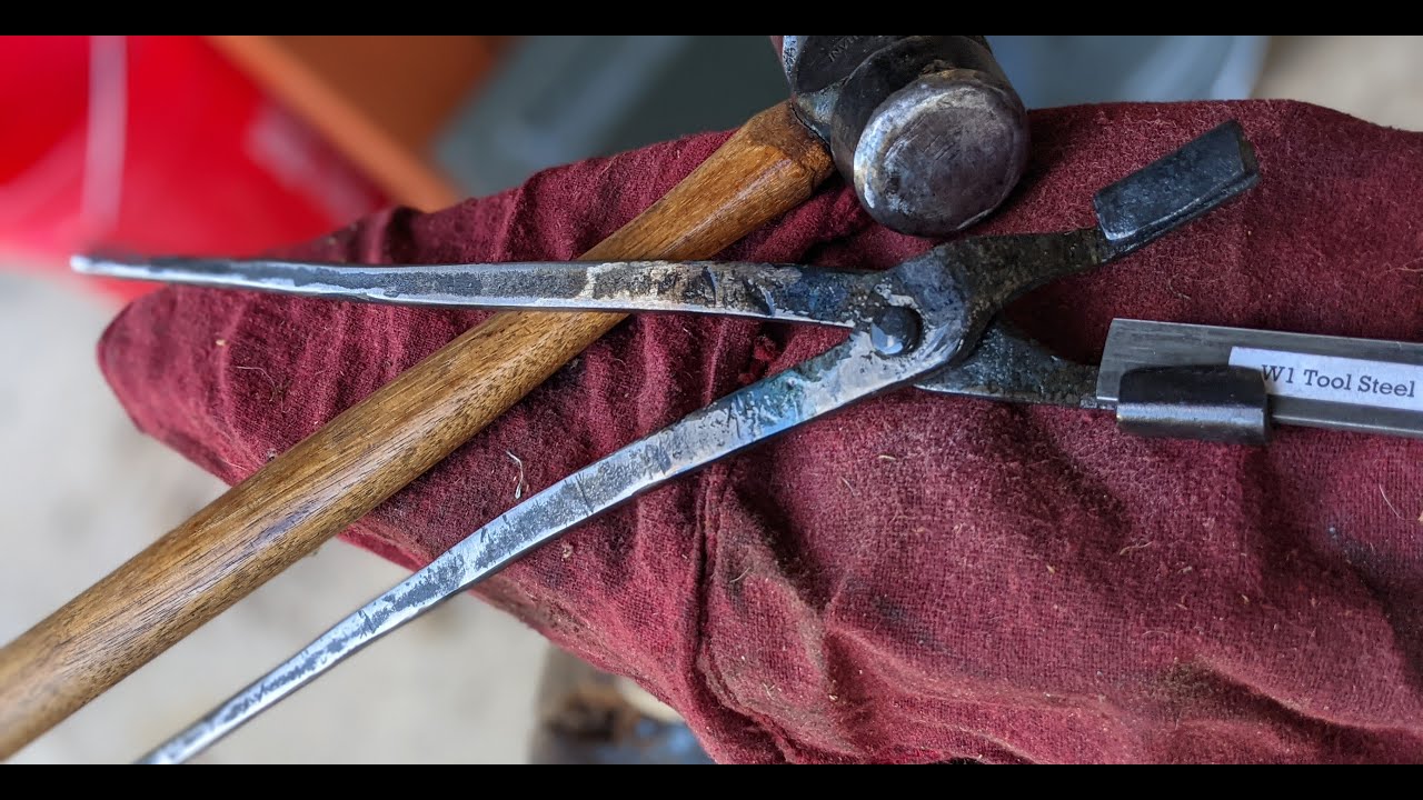 Forging Knife Tongs - YouTube