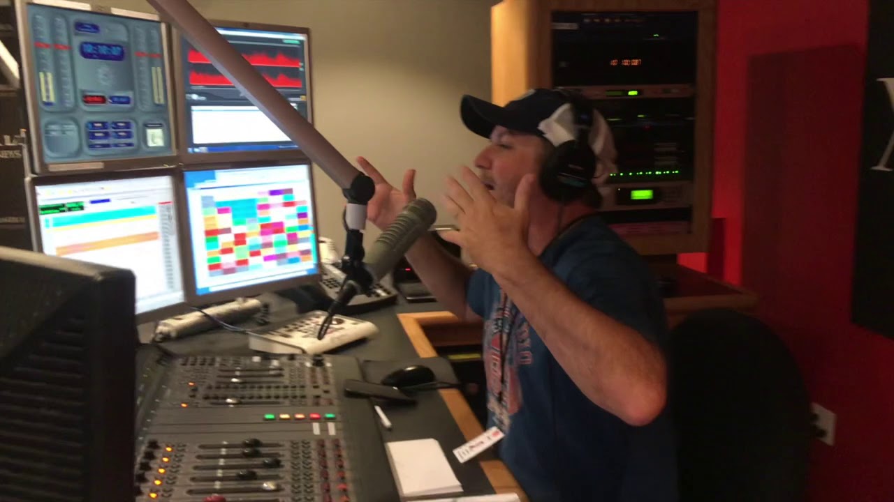 Inside Johnny's House - YouTube