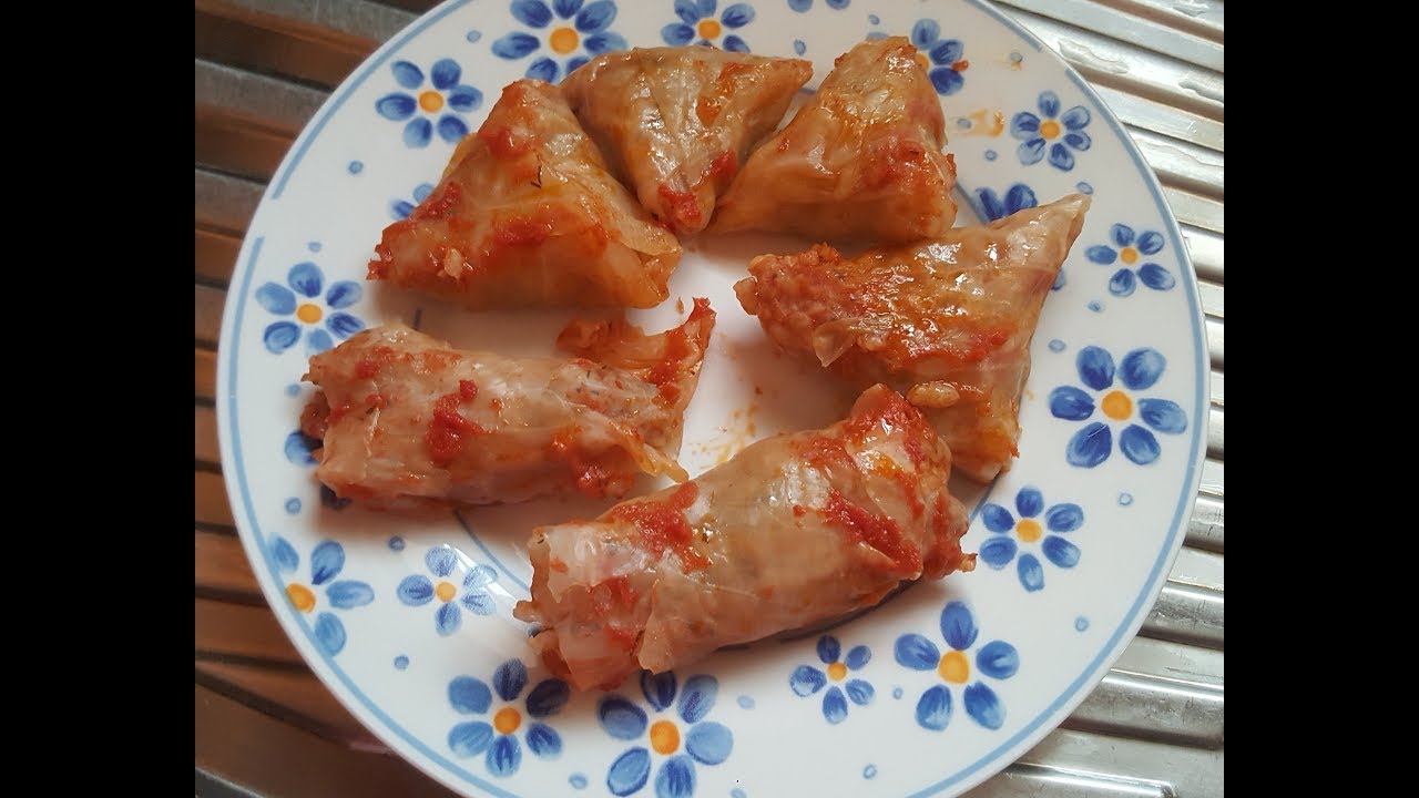 Turkish Cuisine - Triangular Stuffed Cabbage (Üçgen Lahana Sarması ...