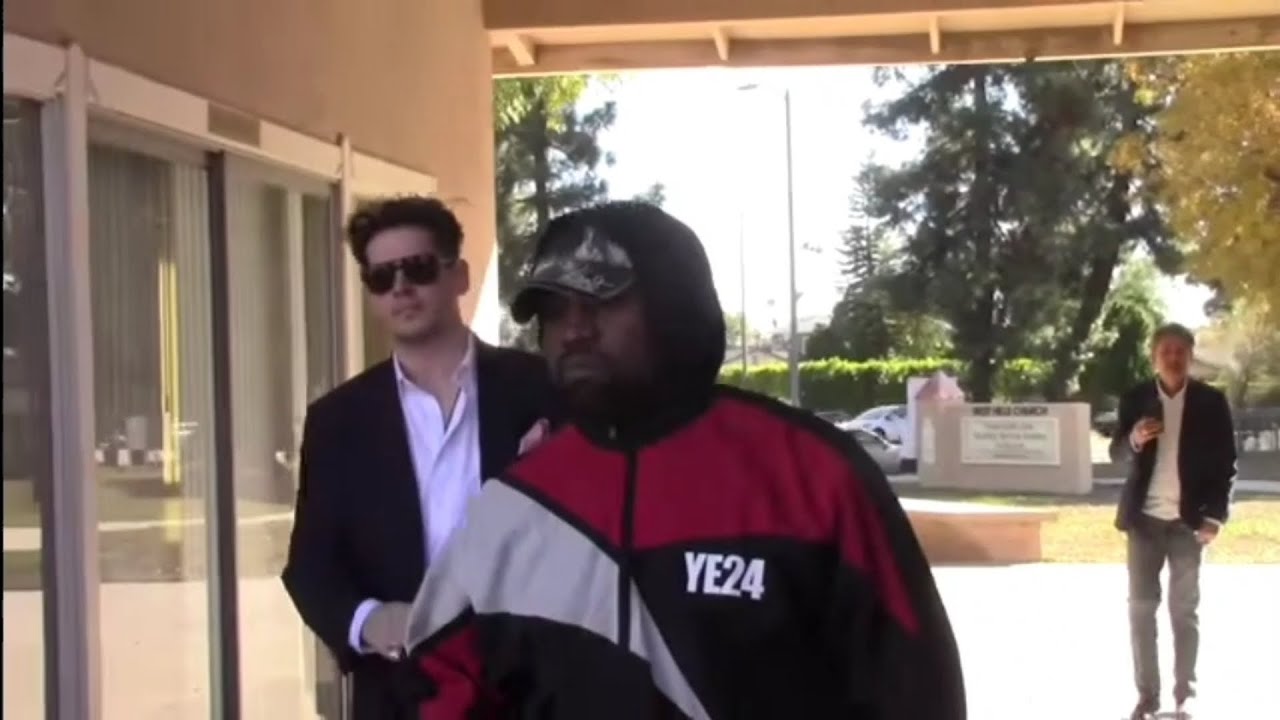 Ye Says The U.S. Is A Christian Country, "Jesus Is Lord" - YouTube