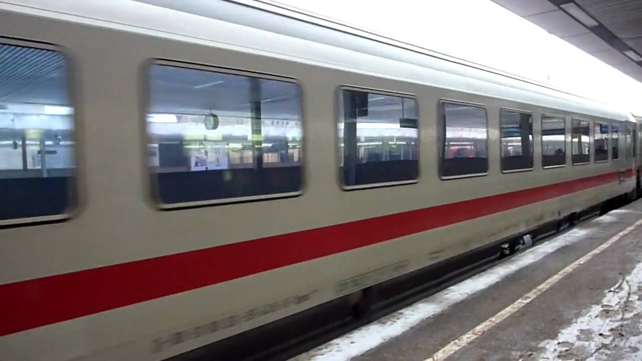 Abfahrt des Intercity nach Hamburg- Altona (IC) mit E-Lok BR 101 116-2 ...