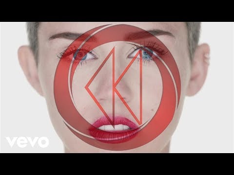 (Reverse Plus) Miley Cyrus - Wrecking Ball (Official Video)