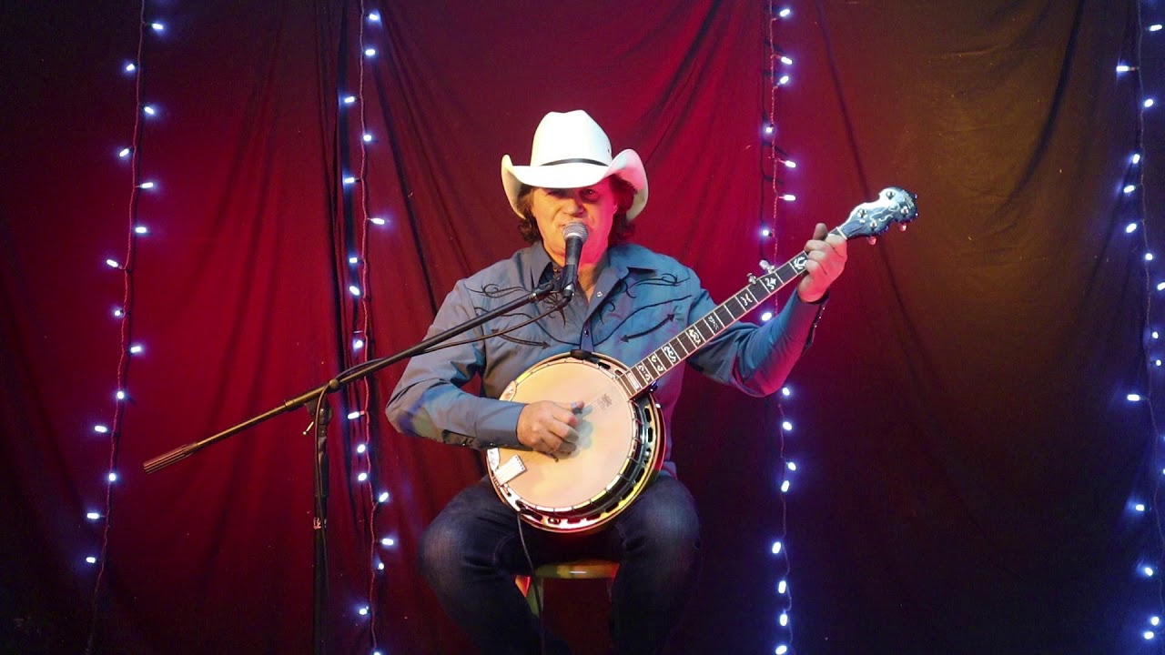 Country Roads Live by Alan Percy - YouTube