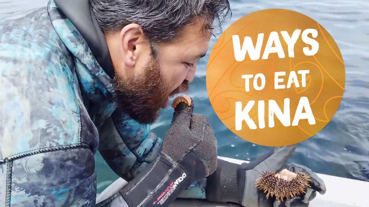 Piri's Favourite way to eat Kina (Sea Urchin) - YouTube