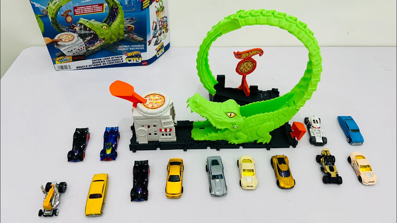 Hot Wheels Gator Race Track for Kids and Toddlers - YouTube