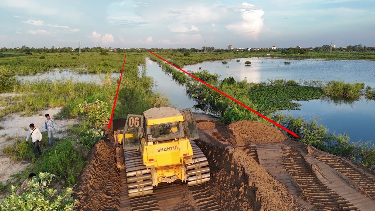Bulldozer Skills SAND Filling Frenzy! DONGFENG Dump Trucks Rescue ...