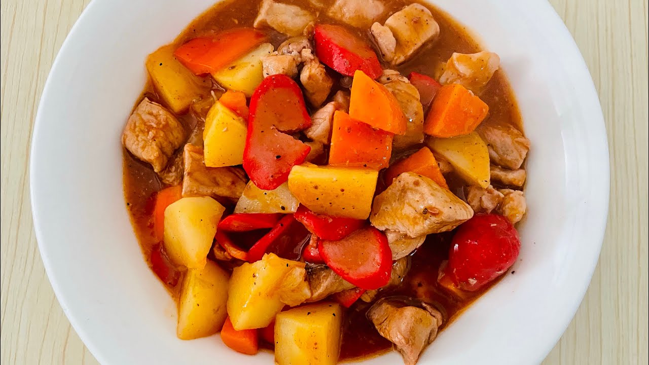 Pork Menudo | Simple and Quick Recipe - YouTube