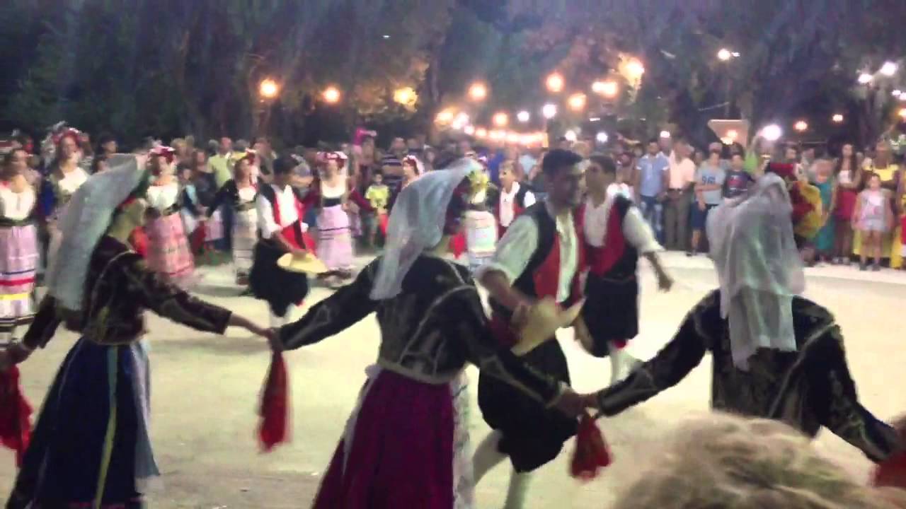 ΠΑΝΗΓΥΡΙ ΟΙ ΦΑΙΑΚΕΣ ΤΡΑΓΟΥΔΟΥΝ ΣΤΟ ΠΑΝΗΓΥΡΙ ΤΩΝ ΑΓΡΑΦΩΝ - YouTube