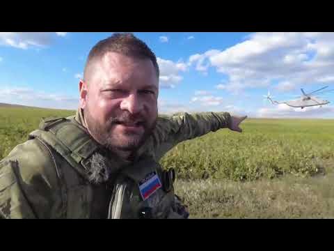 Russian troops trannsported by heli (Mi 26) to Harkovo front. - YouTube