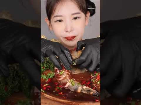 MUKBANG TREND VIRAL!!!. with fragrant dishes, which are delicious to ...