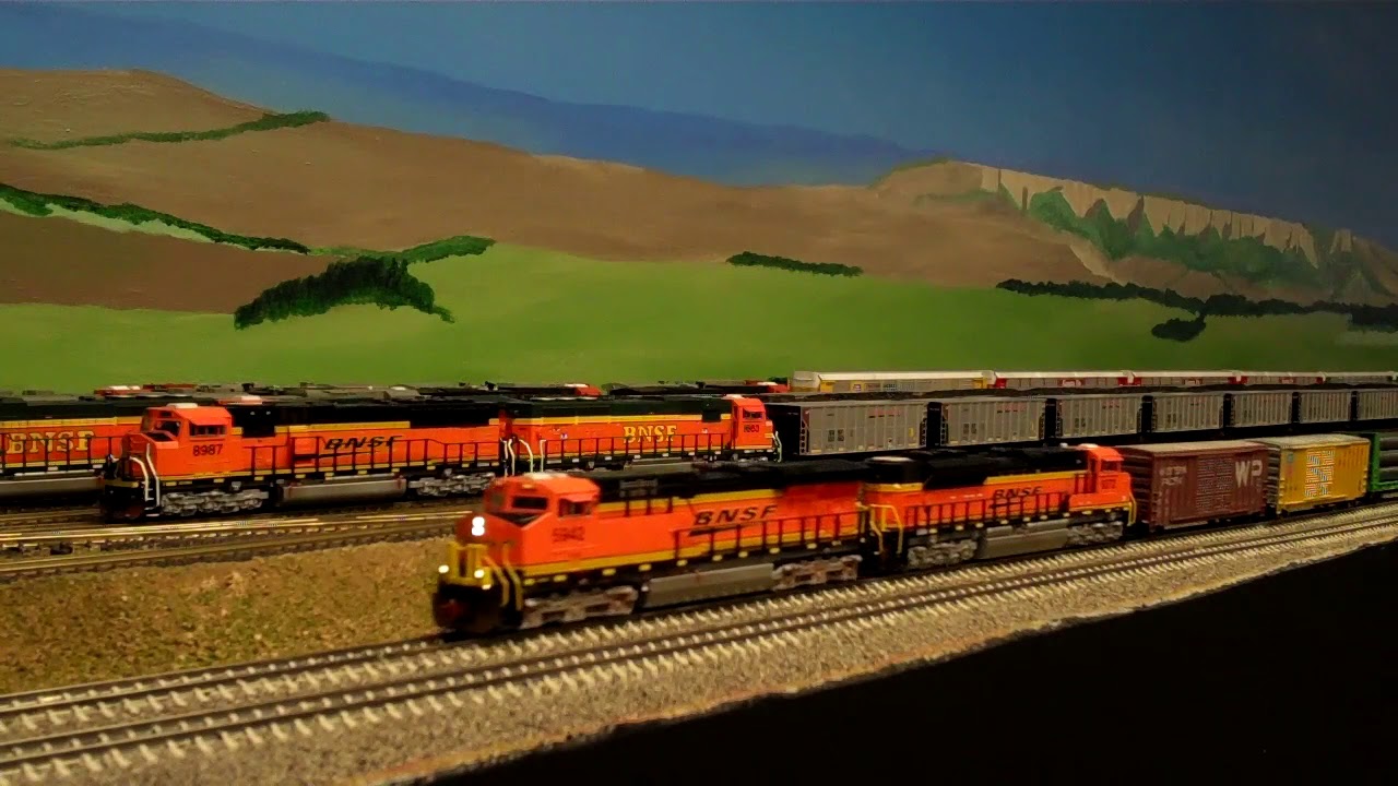 Mel Lynd's N-Scale BNSF Crawford Division - YouTube