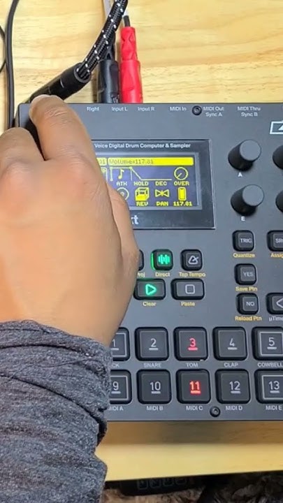 Trying to make a beat with the Digitakt - YouTube