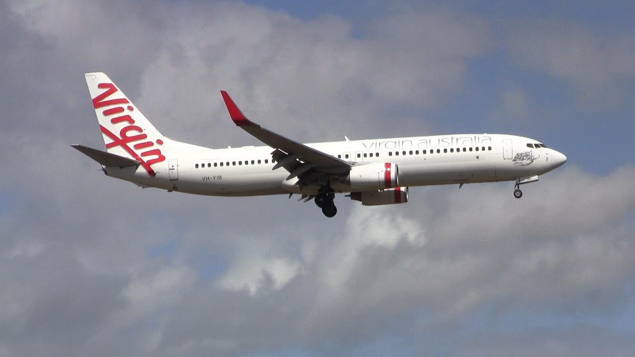 Virgin Australia Boeing 737-800 Landing Auckland Airport - YouTube