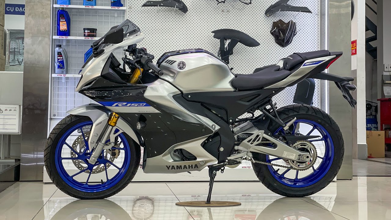 Giá Xe Yamaha R15M Bạc Đen Mới Nhất | Giảm Giá 5 Triệu Đồng | Quang Ya ...