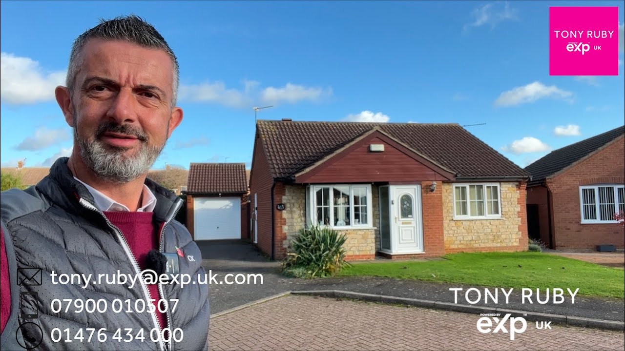 A video tour with walkthrough commentary of 45 Covill Close in Great ...