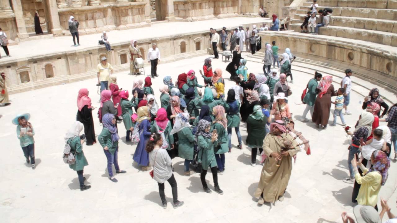 Jordanian Children in Jerash - YouTube
