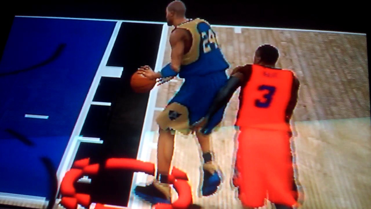 Dunks and blocks on NBA2k11 - YouTube