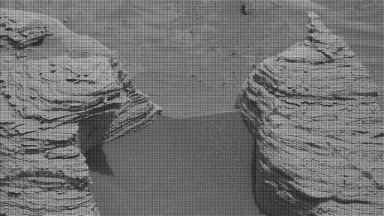 NASA's Mars Rover Curiosity Sol 4154 on the red planet mars #curiosity ...