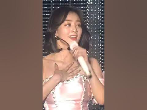 Jihyo crying while "Cactus" || TWICE 211226 - YouTube