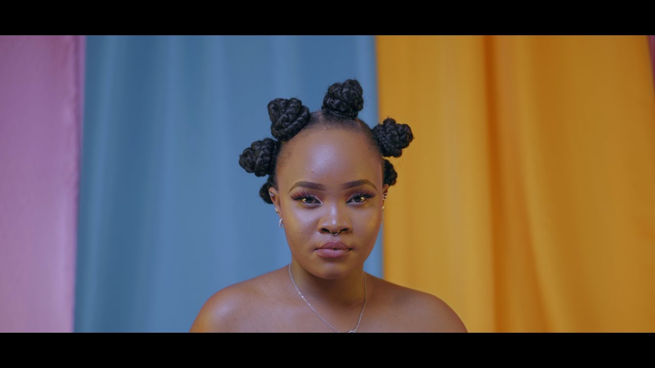 Amantle Brown & Deejay Enton - Mjolo (Performance Video) - YouTube