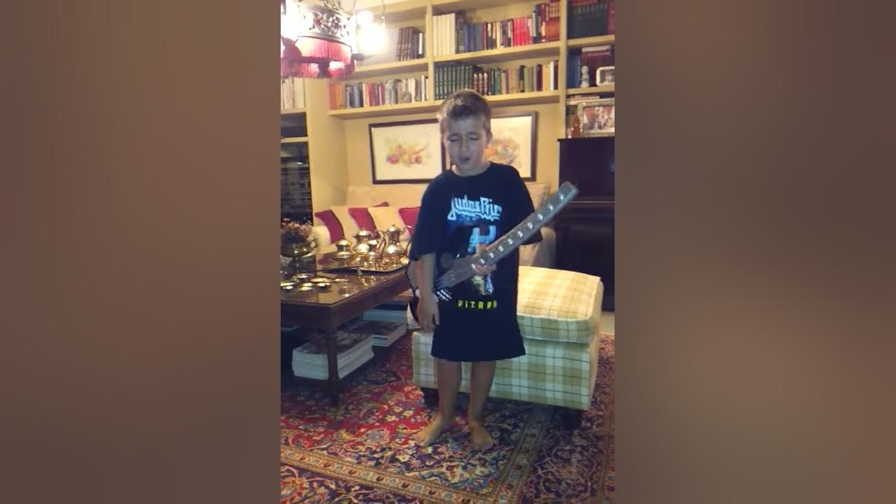 Skullmania Bajo tus nubes de Alquitran Baby Metal - YouTube