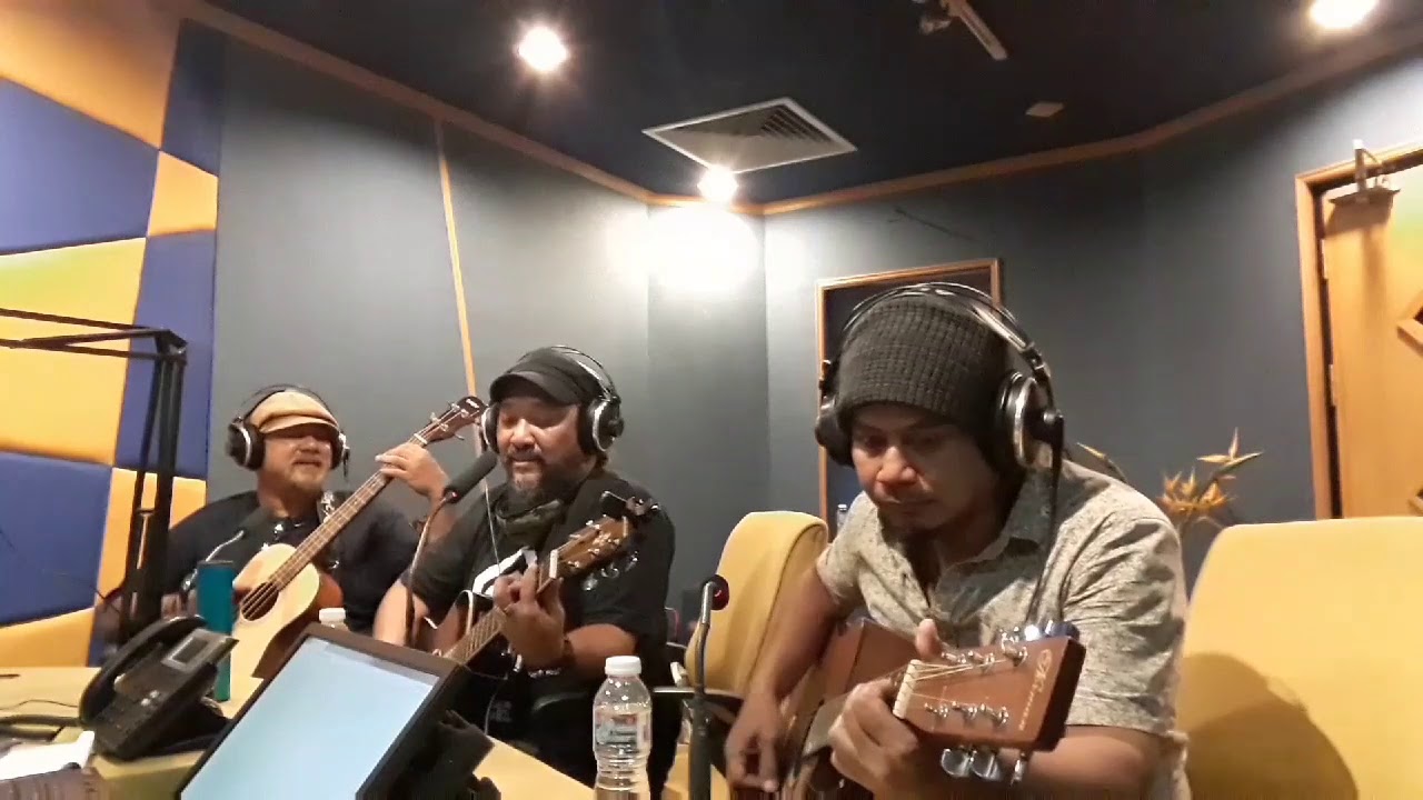 RASTA SYNDICATE @ KONTI RADIO PUTRA FM - YouTube