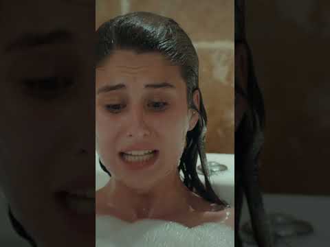 Pembe'nin köpüklü banyo keyfi #shorts #aşkvemavi