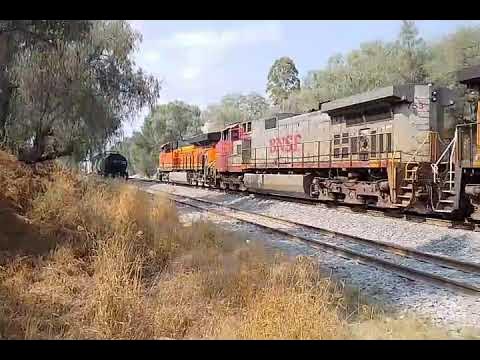 Maquinas solas CBJZBO 🚂 BNSF 8033 BNSF 5082 BNSF FAKEBOONET 753 BNSF 8181 - YouTube