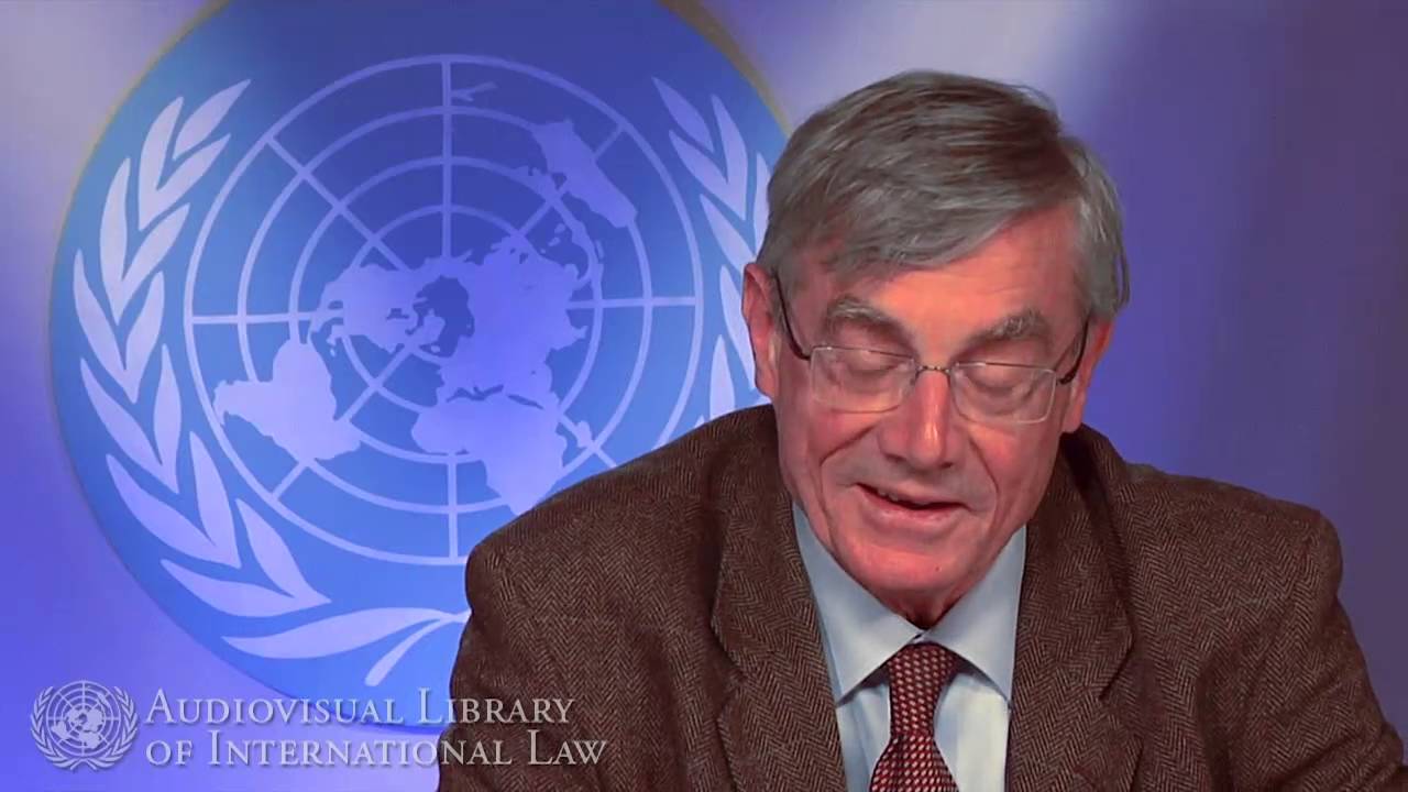 Joe Verhoeven - Jura novit curia et le juge international - YouTube