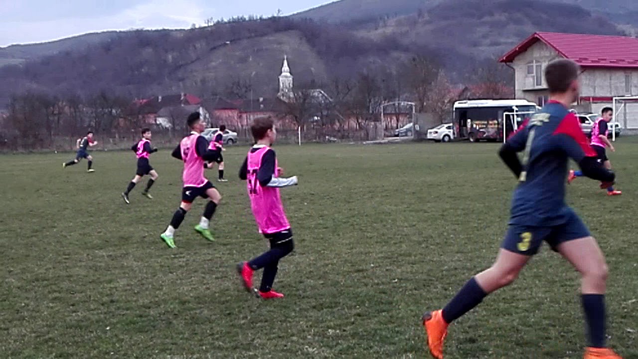 Viitorul Gherla vs Luceafarul Cluj 4=1 R2 - YouTube