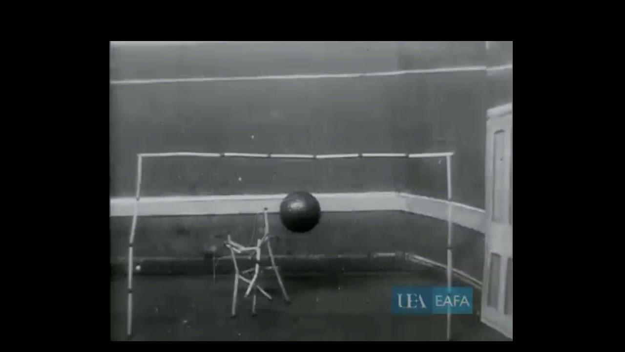 Animated Matches Playing Volleyball 1899 - YouTube
