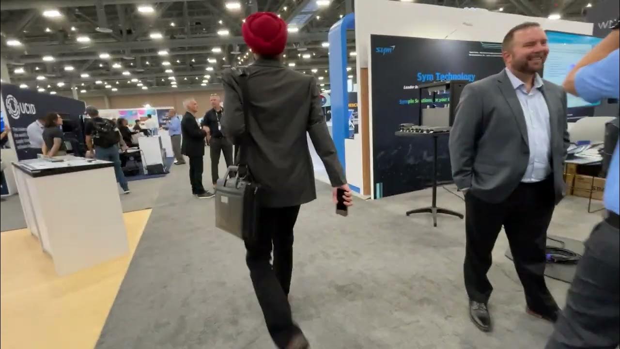 Las Vegas - MWC22 Registration to Entrance Door View - YouTube