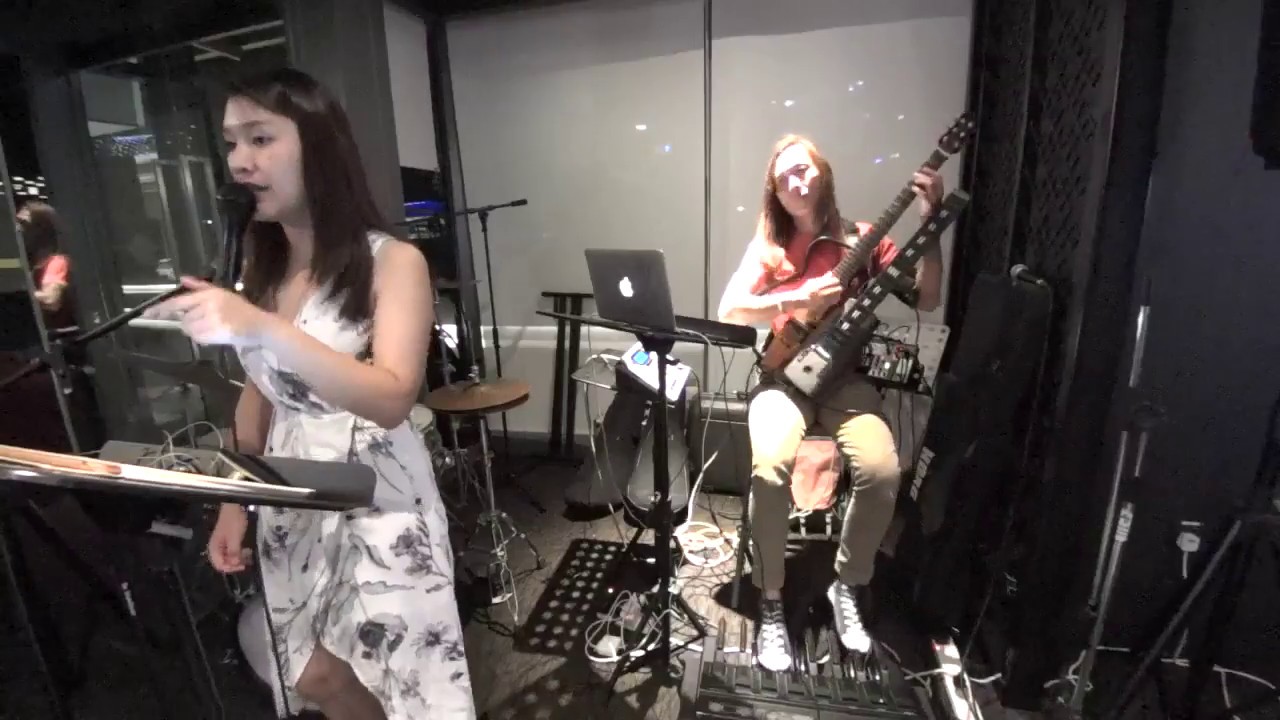 Gao Bai Qi Qiu 告白气球 Jay Chou 周杰伦 - Cover by Jurine - YouTube