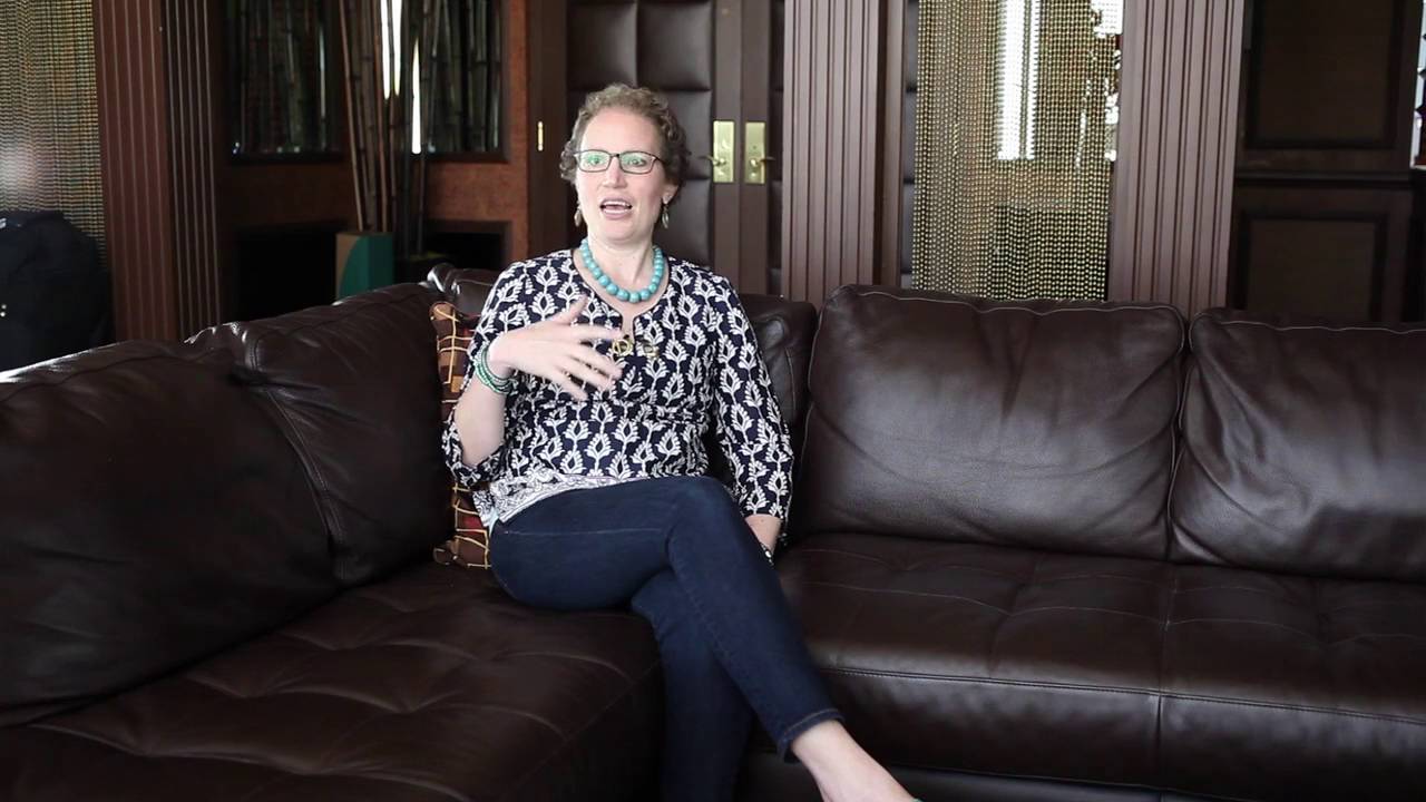 Interview with Erin, Vegas 2015 - YouTube