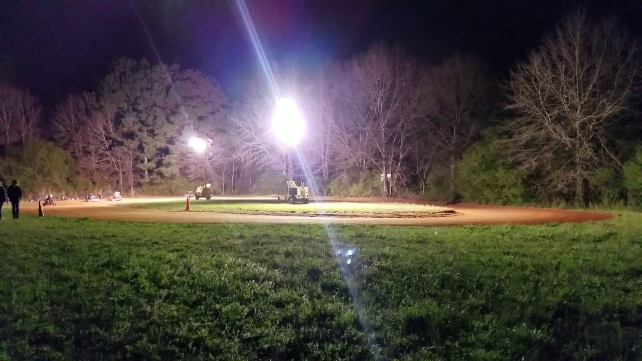 Yard kart racing 1 wheel class 3/3/18 - YouTube