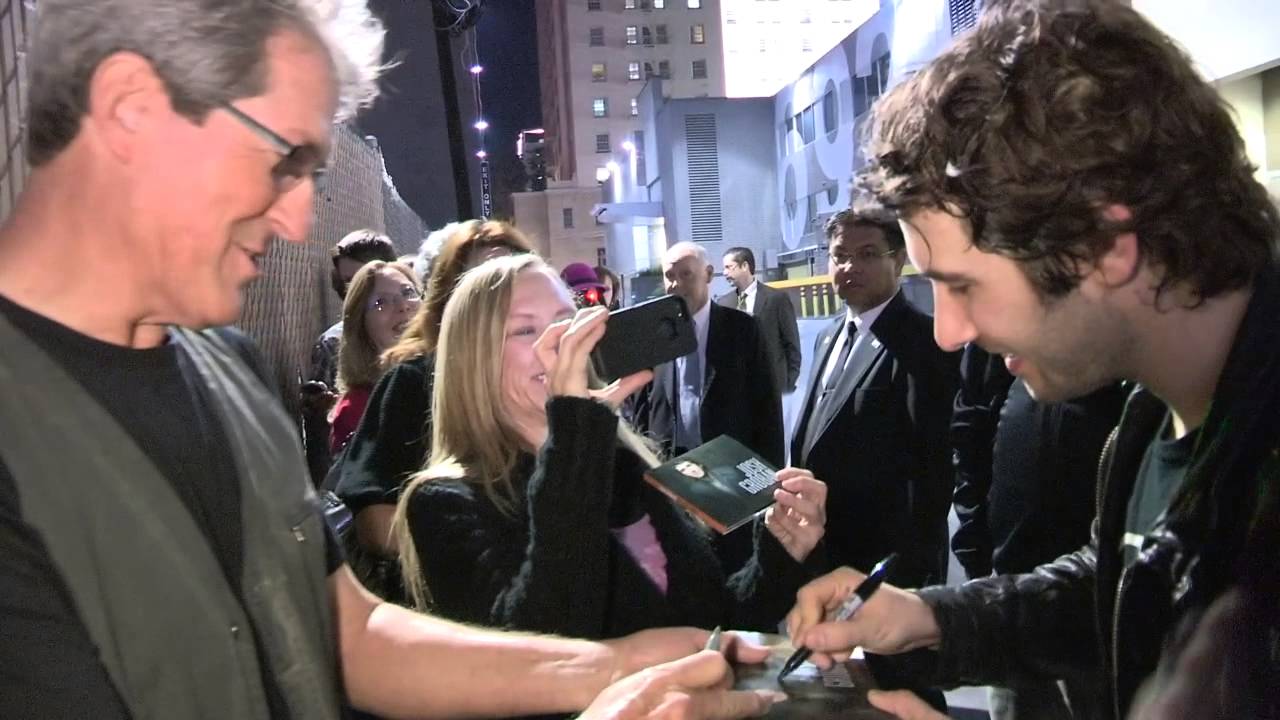 Josh Groban greets fans in Hollywood | February 14, 2013 - YouTube