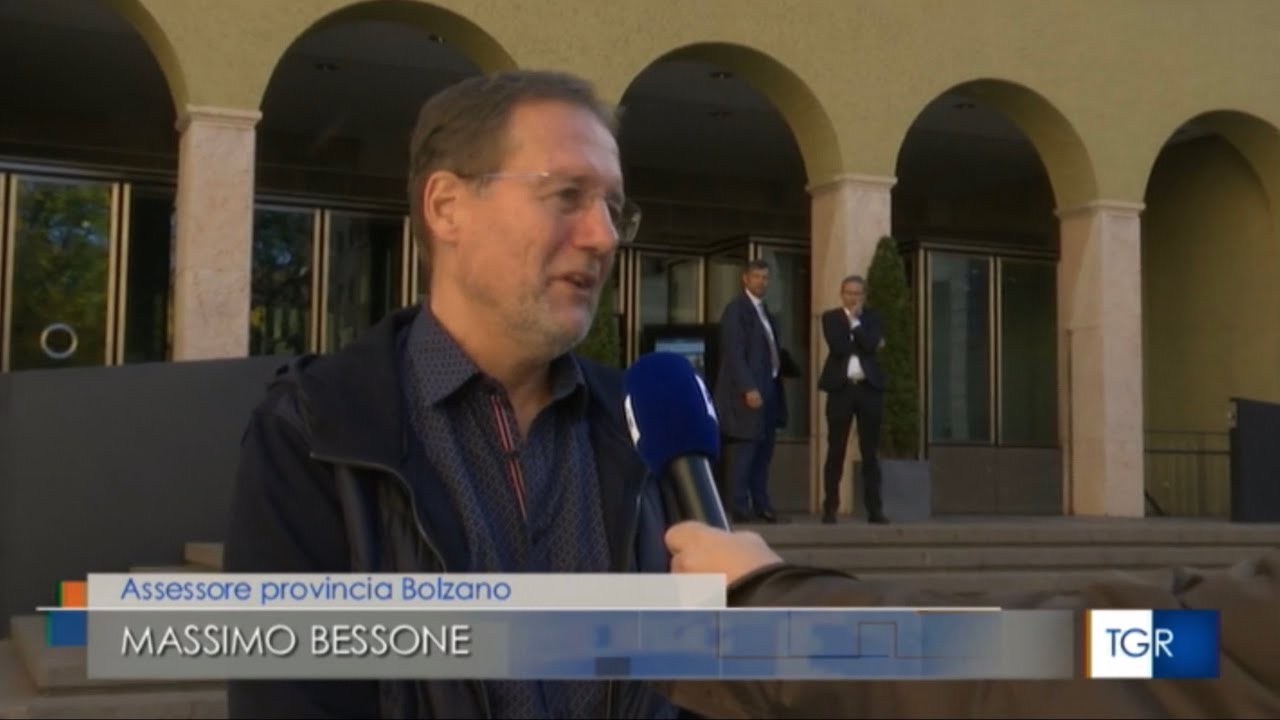 2022.10.19 Provincia di Bolzano, crisi energetica, aiuti per le ...