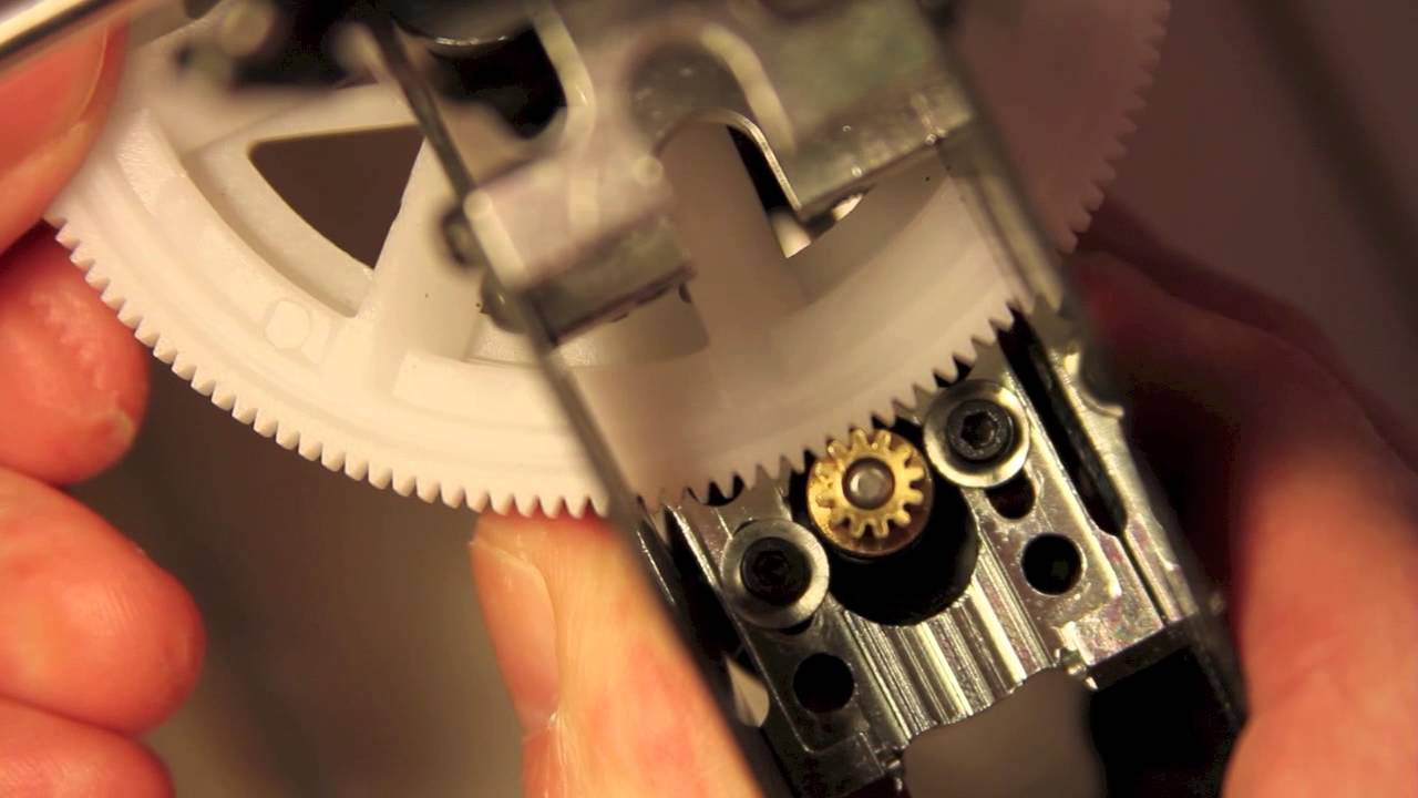 19: Tarot 450 Pro V2 Build : Pinion to Main Gear Mesh - YouTube