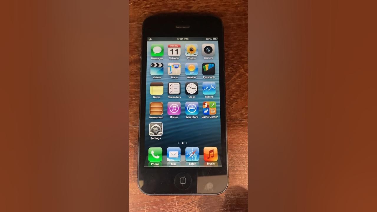 iPhone 5 iOS 8.4.1 Jailbroken Coolbooter iOS 6.0 2024 - YouTube