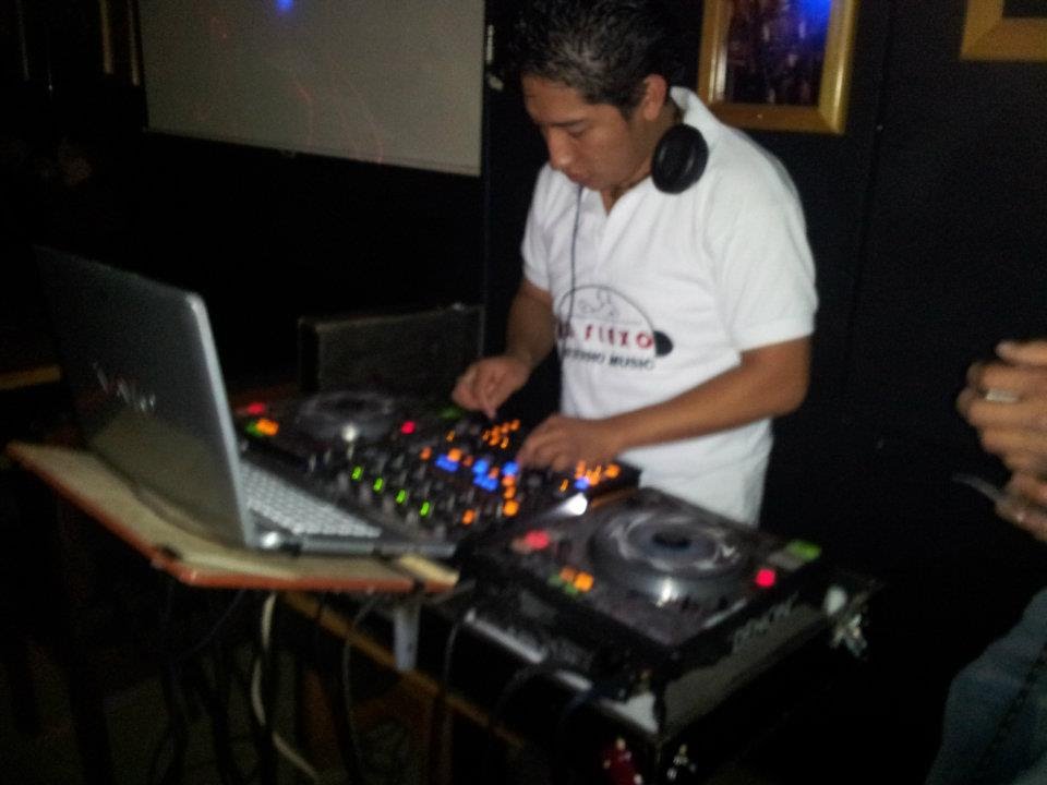 ROCKOLA MIX DJ FLEXO - DJ ECUADOR - YouTube